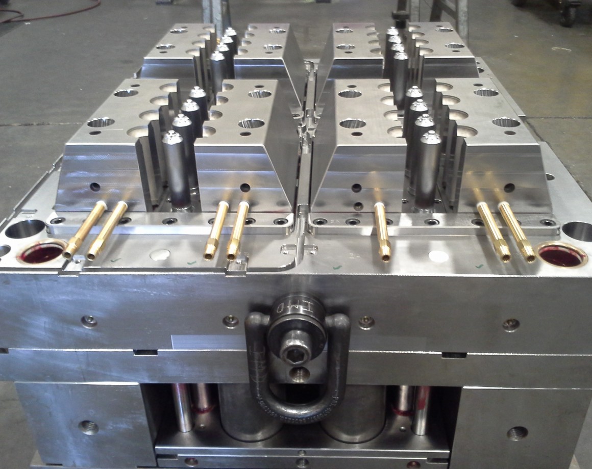 Injection Molds – Innovation Mold and Design, Inc.